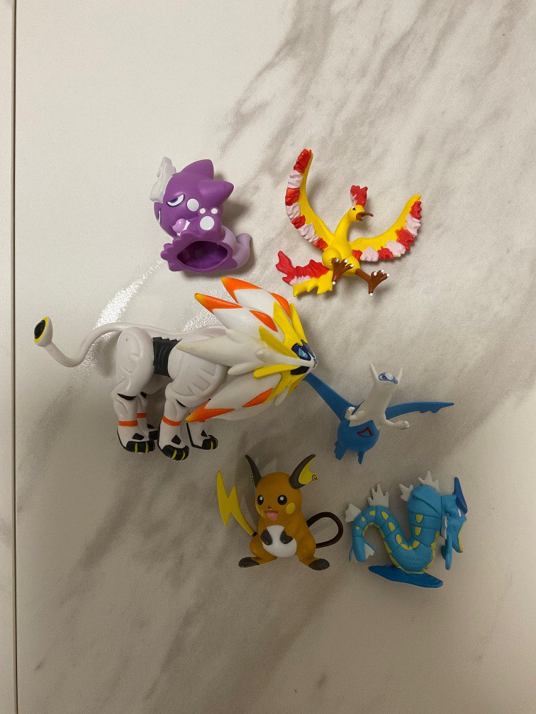 Pokémon mini figures, 興趣及遊戲, 玩具 & 遊戲類 - Carousell