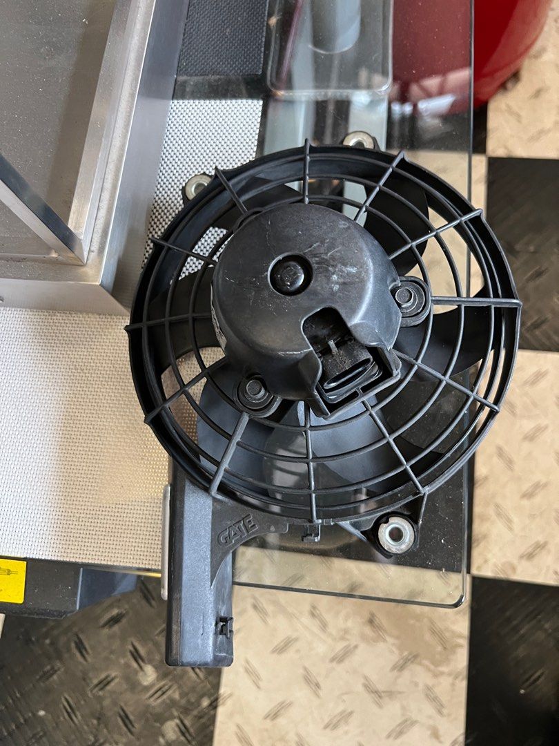 Porsche 997 rear deck fan oem, Car Parts & Accessories, Engine and ...