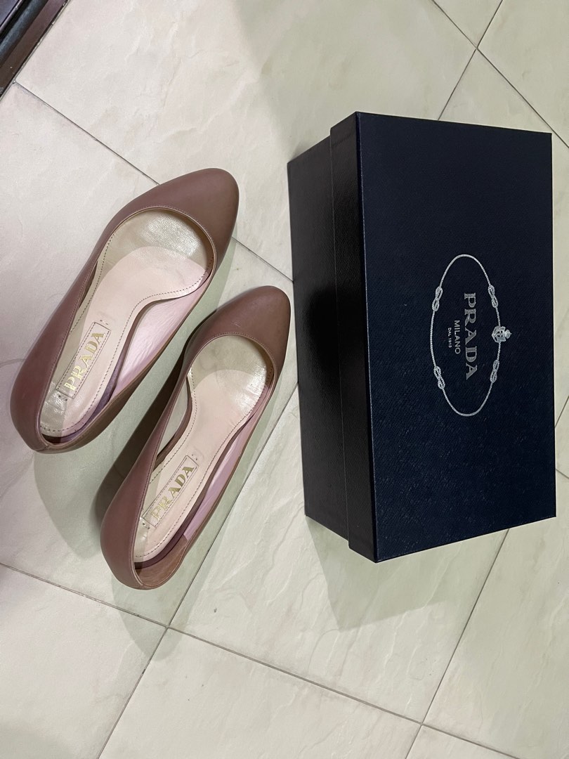 Prada Heels, Women's Fashion, Footwear, Heels on Carousell