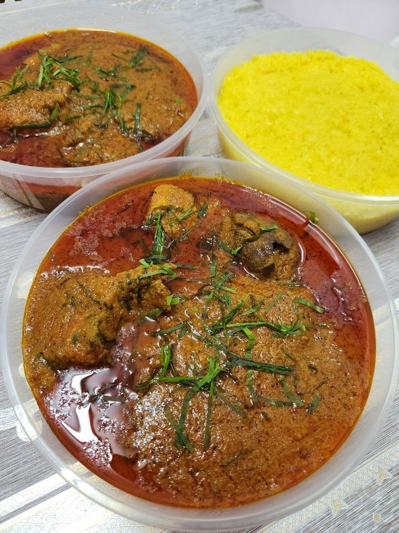 Pulut kuning rendang ayam, Food & Drinks, Local Eats on Carousell