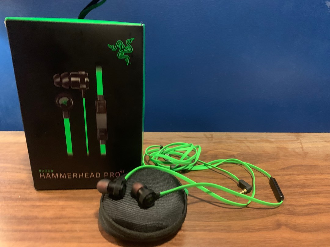 Razer HAMMERHEAD PRO v2 Gaming headset wired (with custom eartips ...