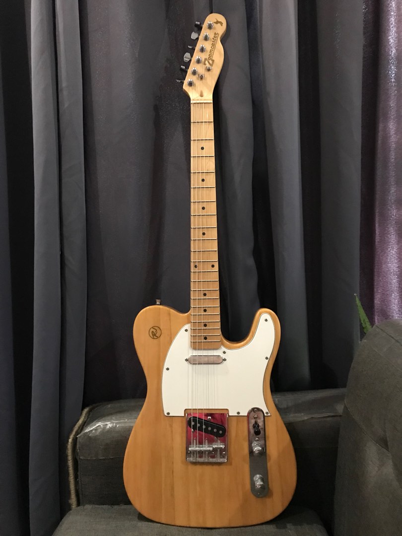 RJ Telecaster w/ Amp on Carousell