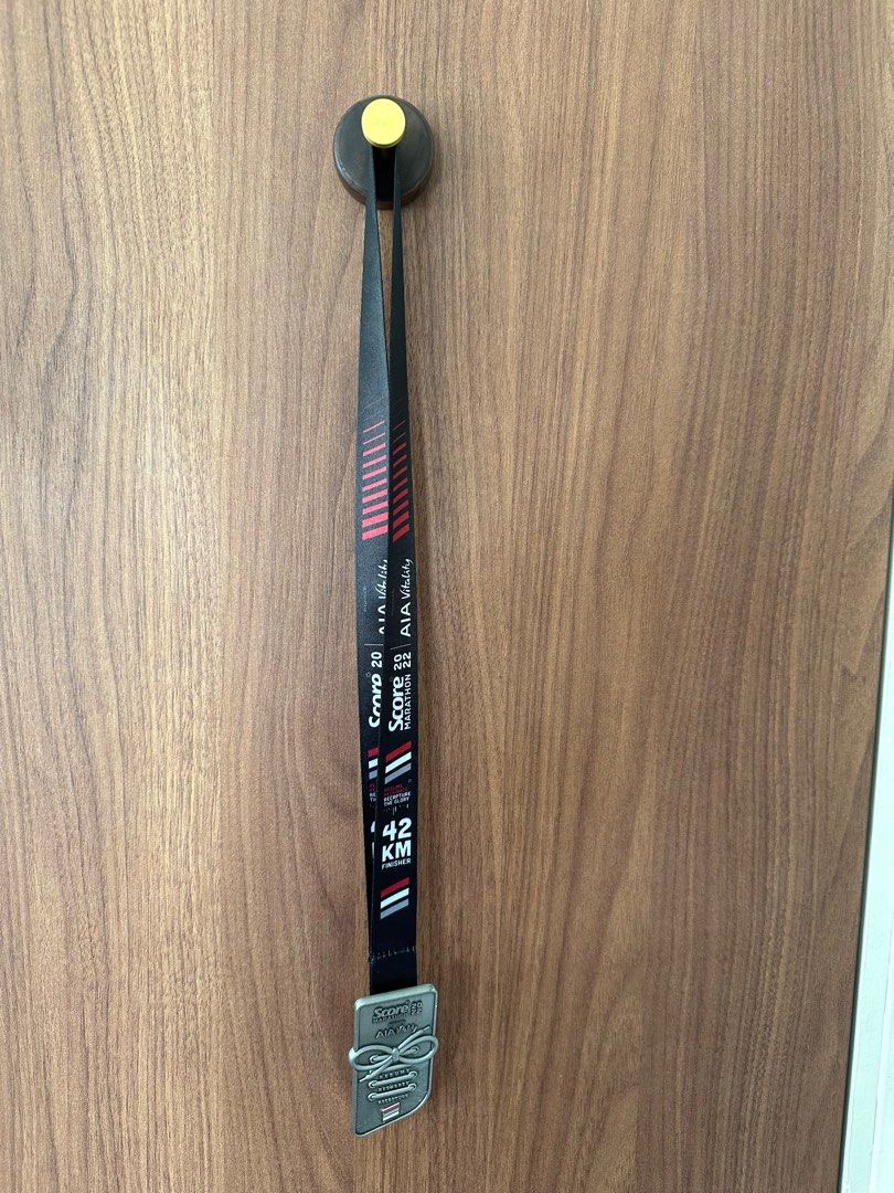 Score run 42km medal, Sports Equipment, Exercise & Fitness, Cardio ...