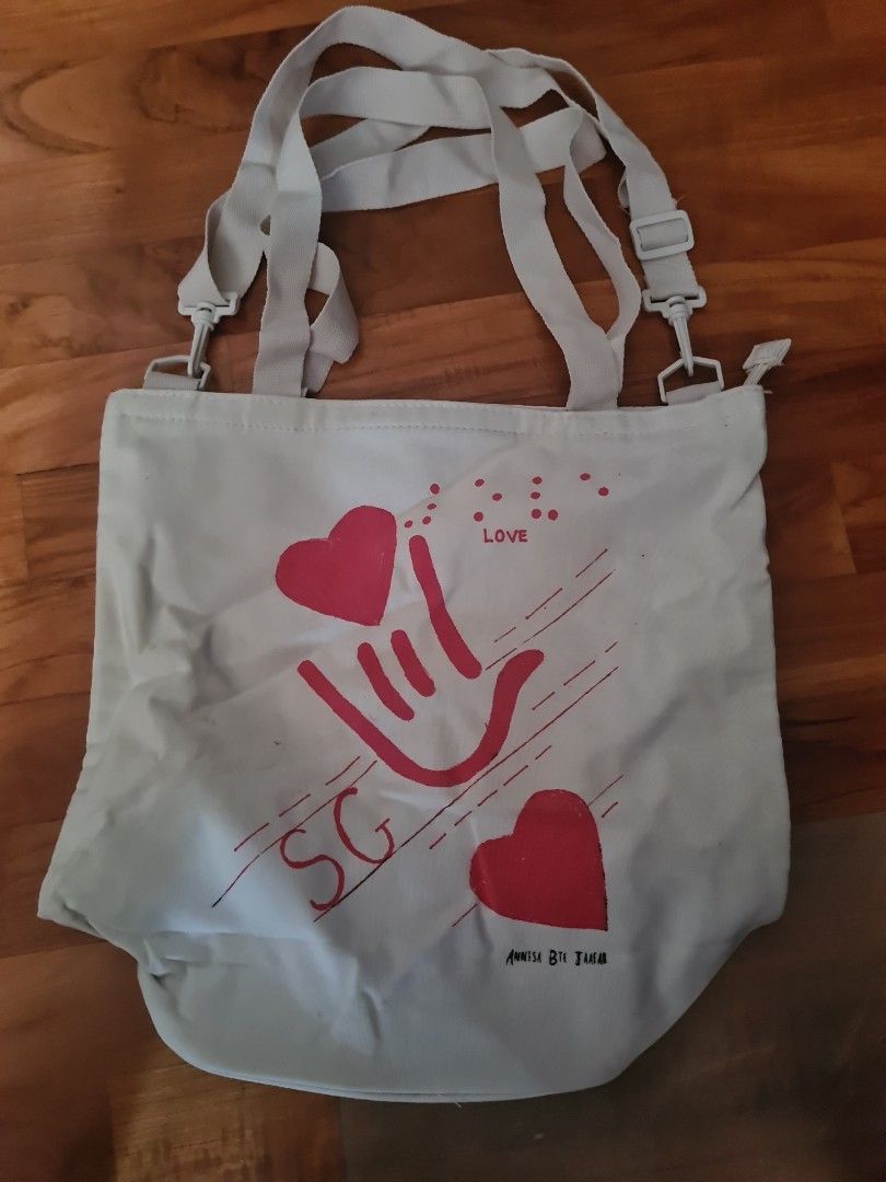 SG 2018 NDP Tote Bag, Women's Fashion, Bags & Wallets, Tote Bags on ...