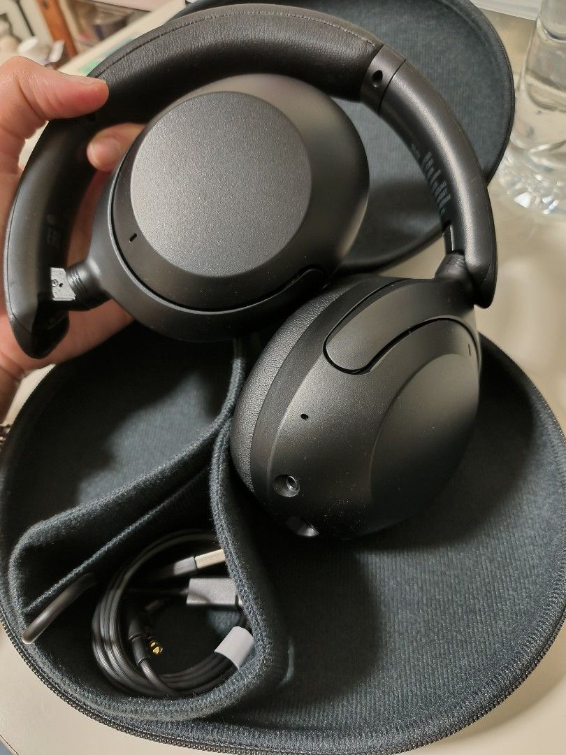 SONY WB910N Extra Bass, Audio, Headphones & Headsets on Carousell