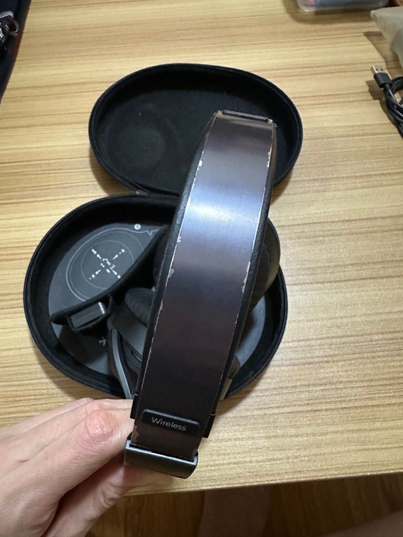 Sony WH-1000XM2 Headphones (xm2) on Carousell