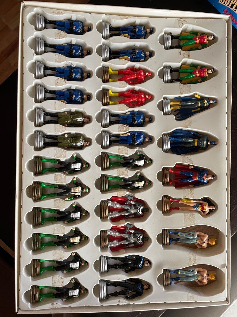 Special Collection DC Superheroes Chess Set (Superman vs Batman) on ...