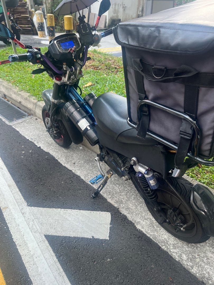 SUV 7 swing arm, Sports Equipment, PMDs, E-Scooters & E-Bikes, E ...
