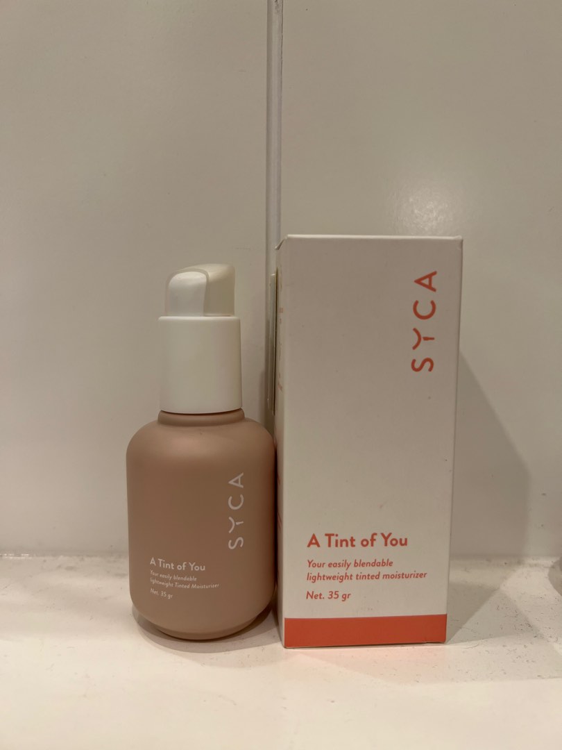 Syca- A Tint Of You tinted moisturizer, Kesehatan & Kecantikan, Rias ...