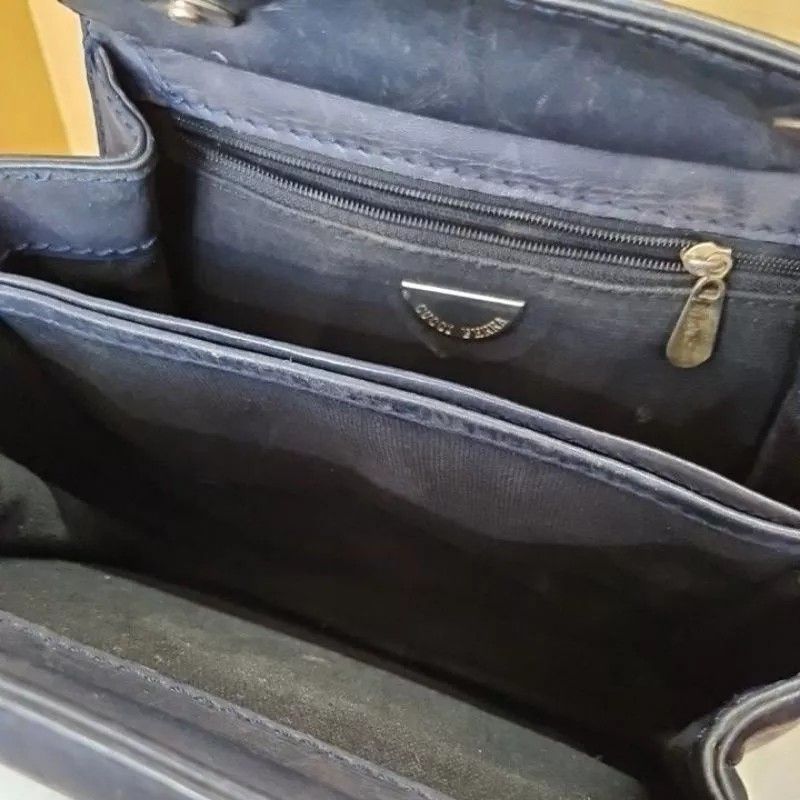 TAS KULIT ASLI CUCCI FERRA ORIGINAL, Fesyen Wanita, Tas & Dompet di ...