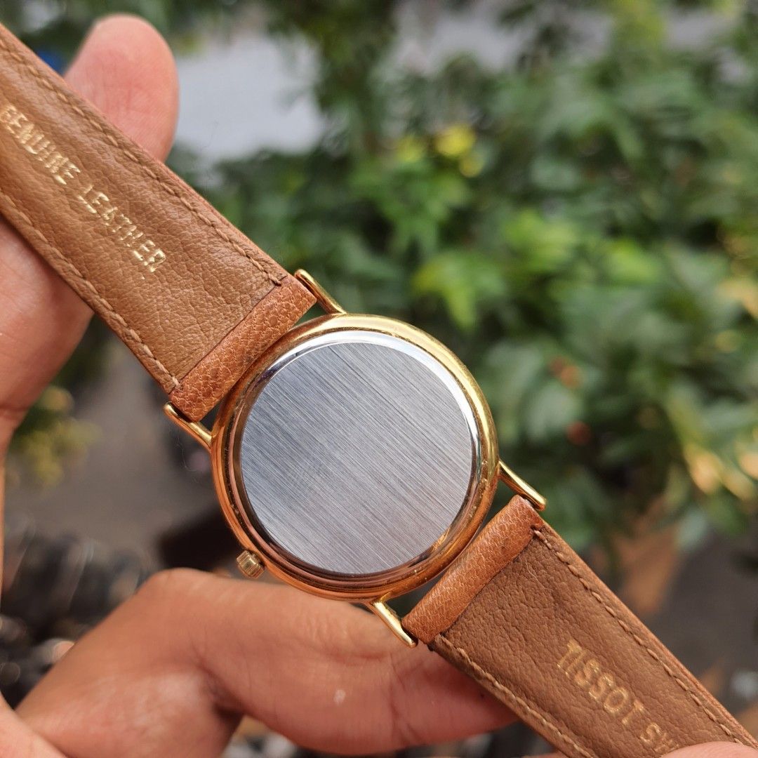 Tissot Subsecond Ori, Fesyen Wanita, Jam Tangan di Carousell