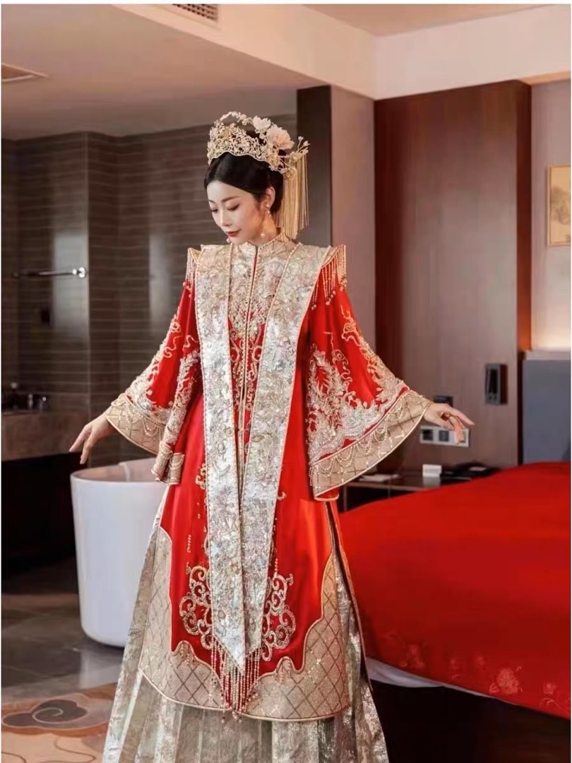 Traditional wedding dresses, Women's Fashion, Dresses & Sets ...