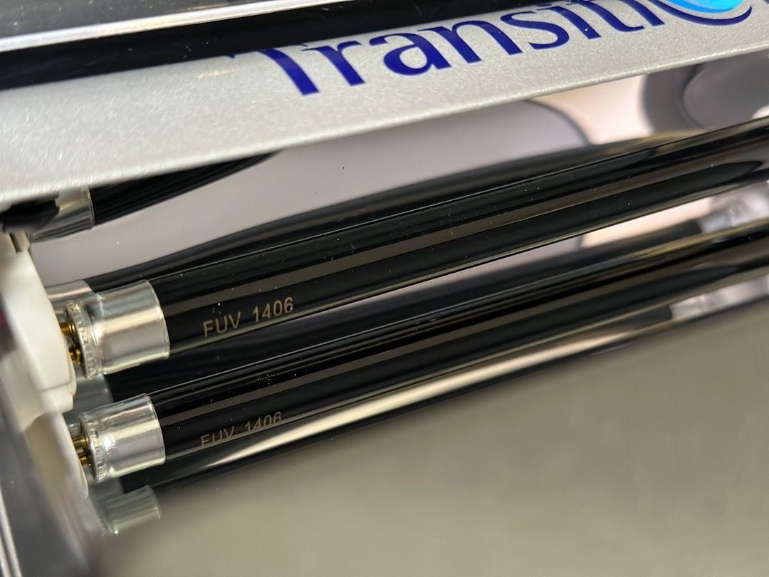 Sold - Transitions 紫外光燈機 驗鈔機 可用作手錶比較夜光強弱 Transitions UV light machine ...