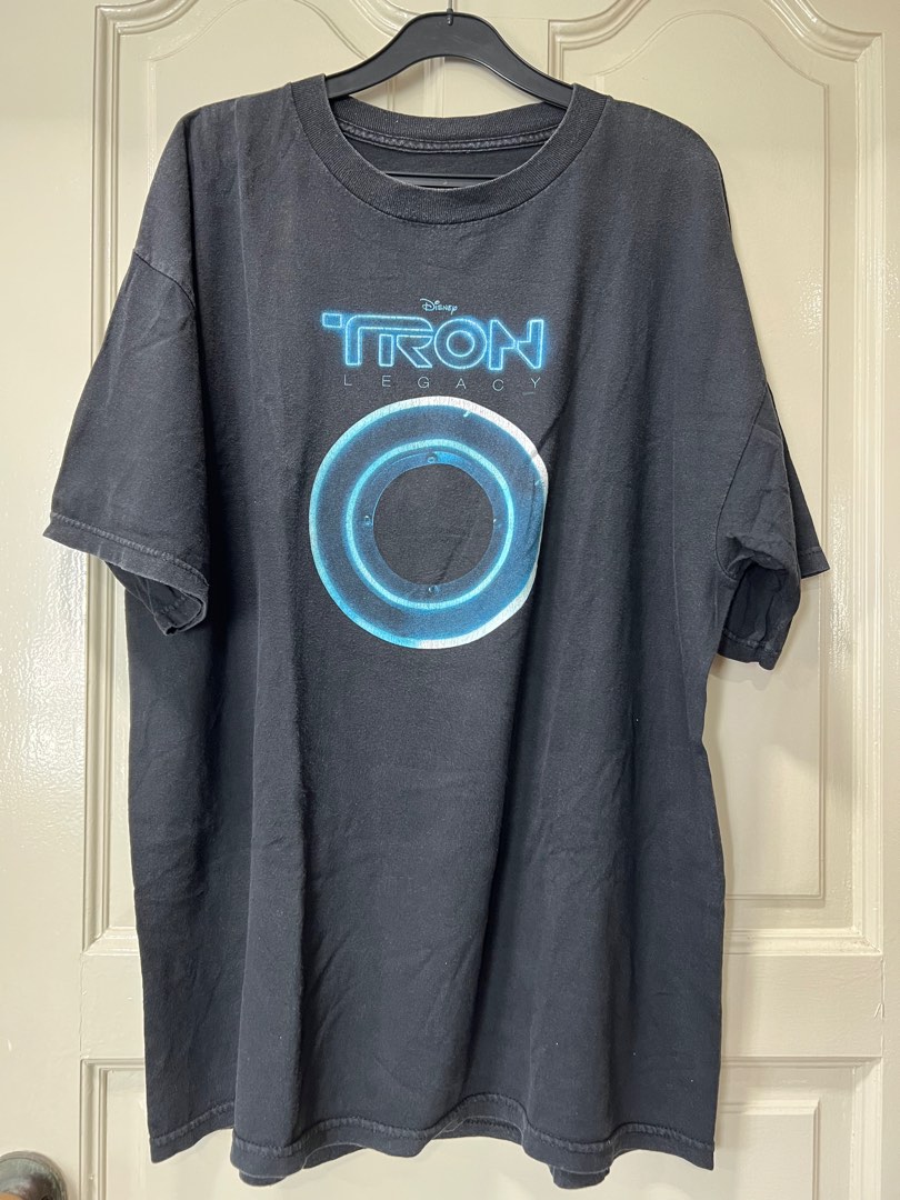 Disney Tron Legacy vintage tee Daft Punk cyberpunk 2077 edgerunners ...