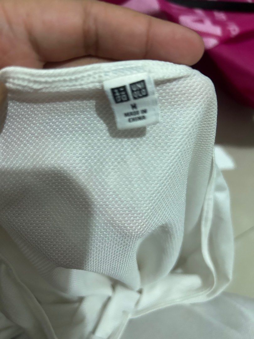 Uniqlo Airism Top, Women's Fashion, Tops, Shirts on Carousell
