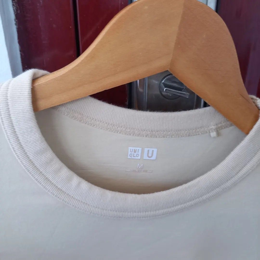 UNIQLO U CREW NECK on Carousell