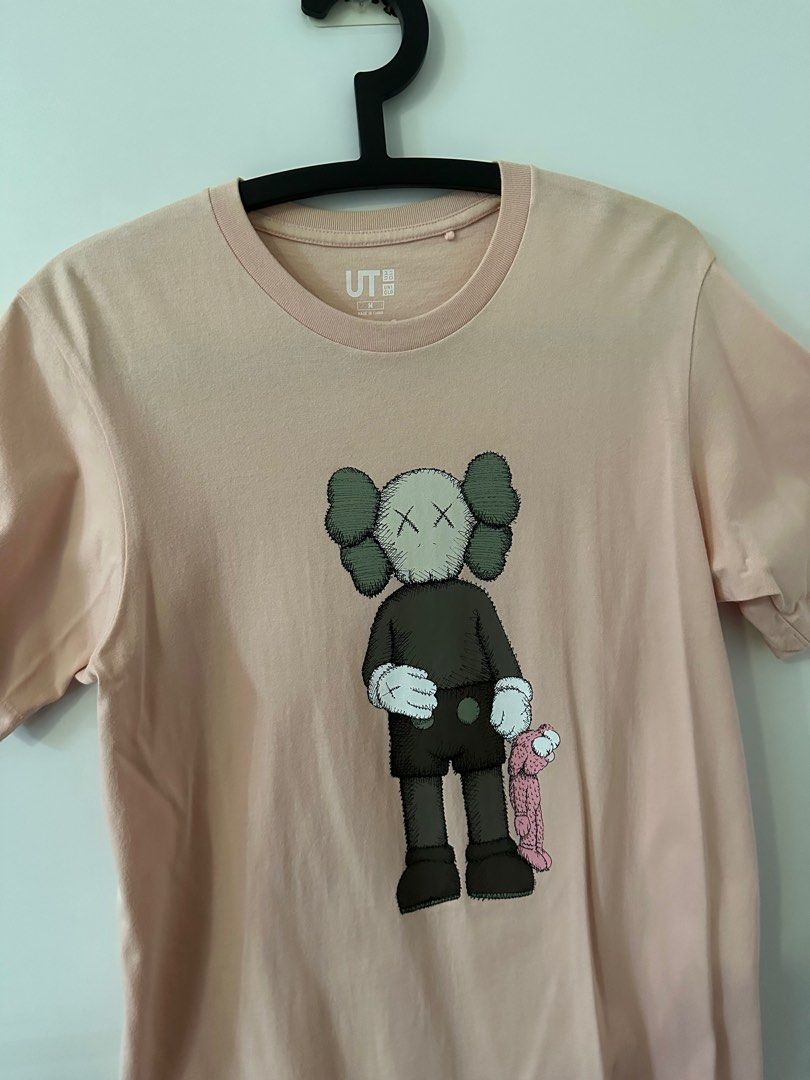 Uniqlo X Kaws tshirt, Men's Fashion, Tops & Sets, Tshirts & Polo Shirts ...