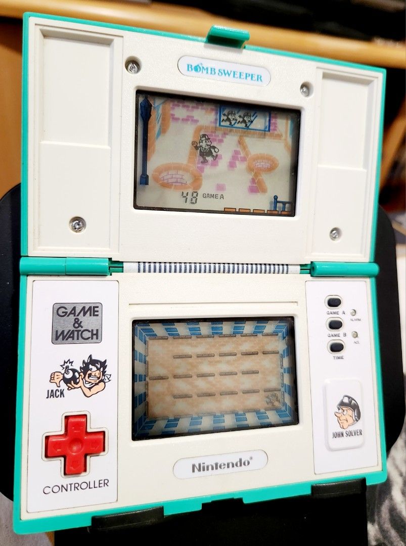 Vintage Nintendo Game & Watch multiscreen - Bombsweeper - 1987, Hobbies ...