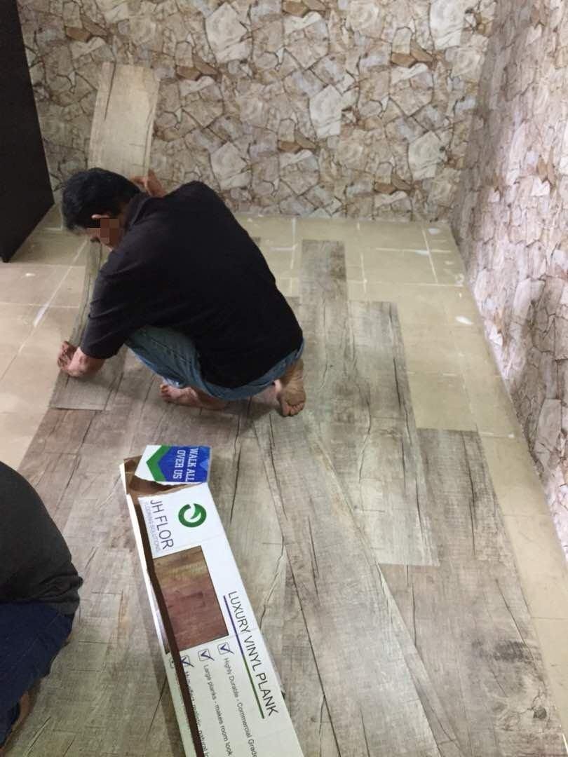 Vinyl Flooring / Lantai Kayu PVC / Waterproof Flooring, Furniture ...