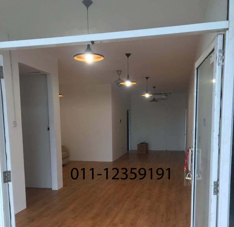 Vinyl Flooring / Lantai Kayu PVC / Waterproof Flooring, Furniture ...