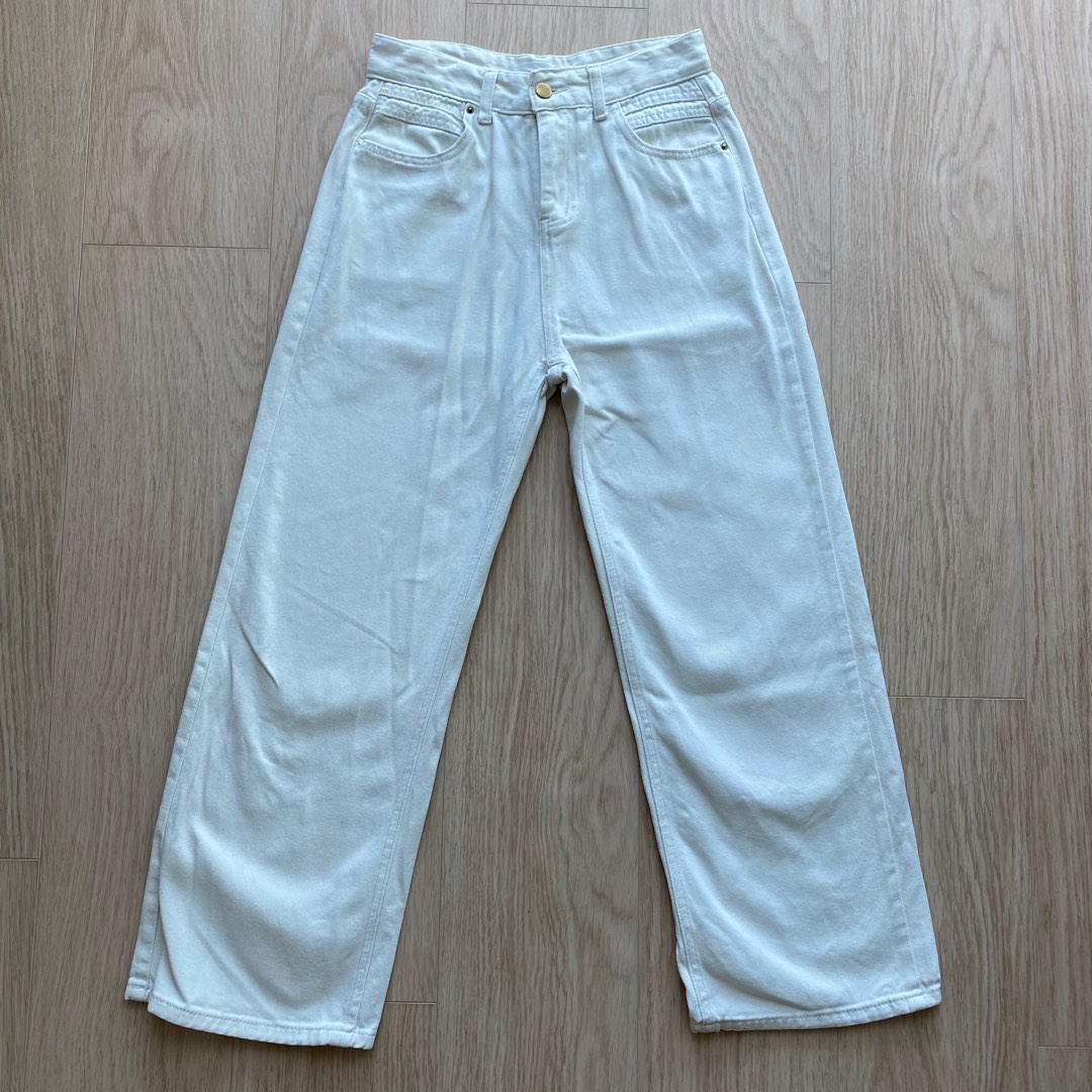 wardrobe mess white wide leg jeans, Women's Fashion, Bottoms, Jeans ...