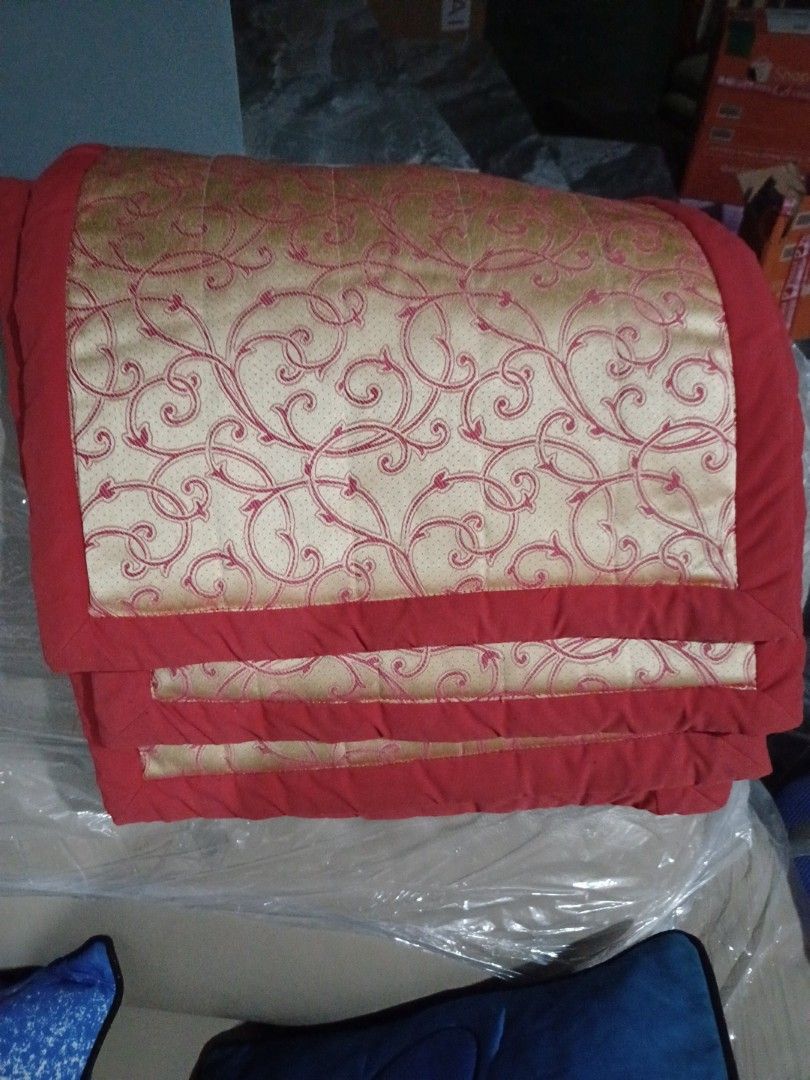 1 set Cover bantal kursi, Perabotan Rumah di Carousell