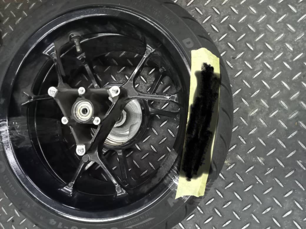 Aerox stock black rim, Motorcycles, Motorcycle Accessories on Carousell