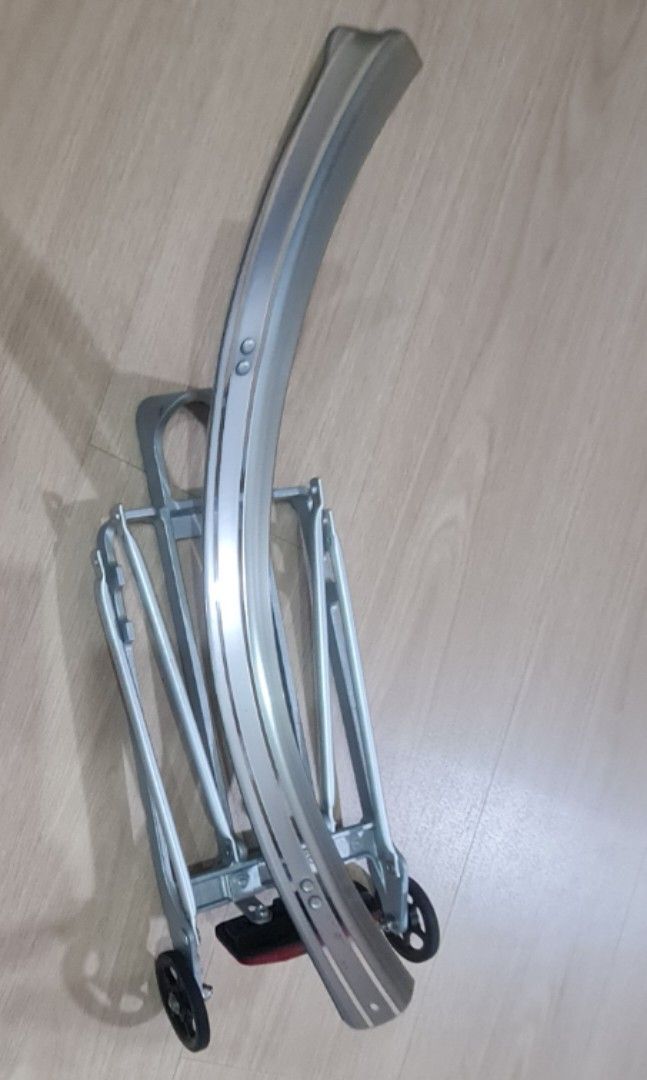 Brompton rack with rear fender, Sports Equipment, Bicycles & Parts ...