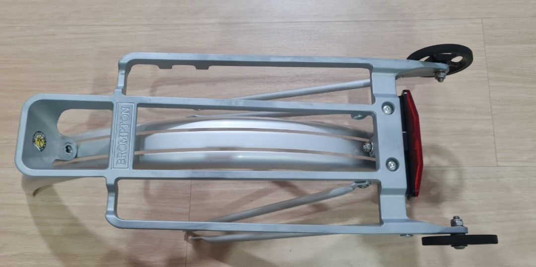 Brompton rack with rear fender, Sports Equipment, Bicycles & Parts ...