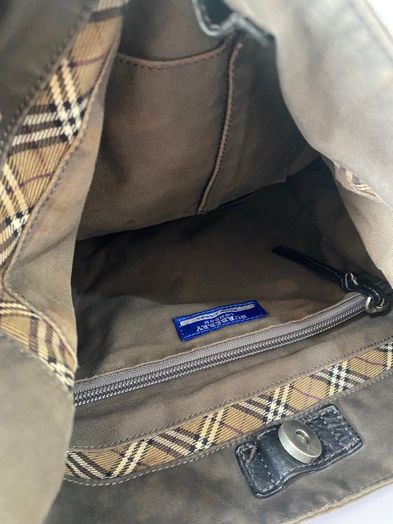 Burberry blue tag label, Fesyen Wanita, Tas & Dompet di Carousell