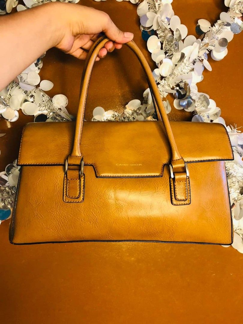 Caidi.dior, Luxury, Bags & Wallets on Carousell