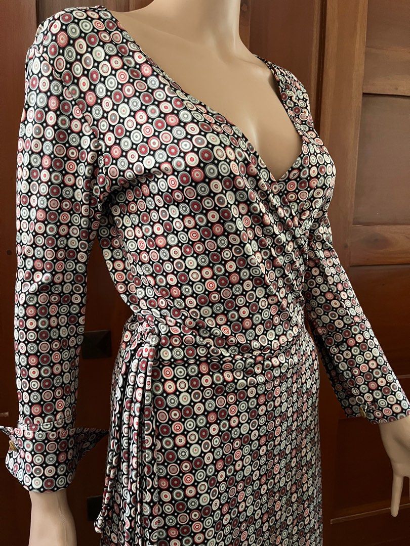 Circle Patterns Wrap Overlap Dress on Carousell