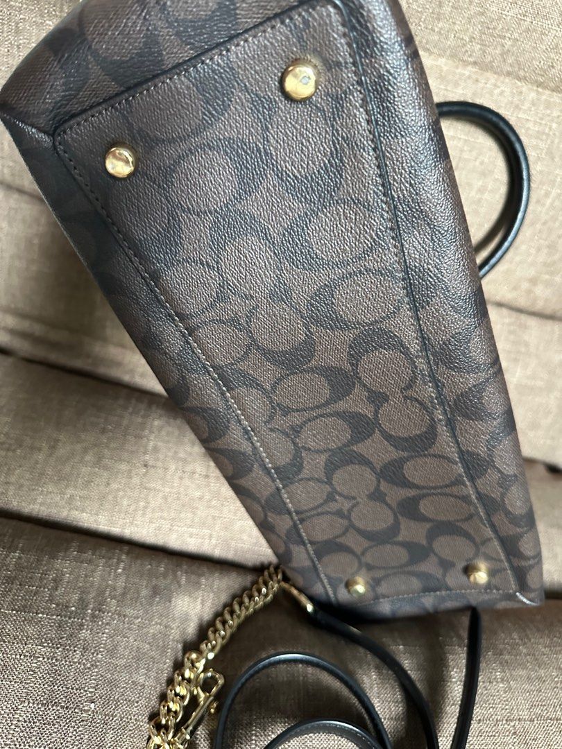 Coach Sage carry all, Luxury, Bags & Wallets on Carousell