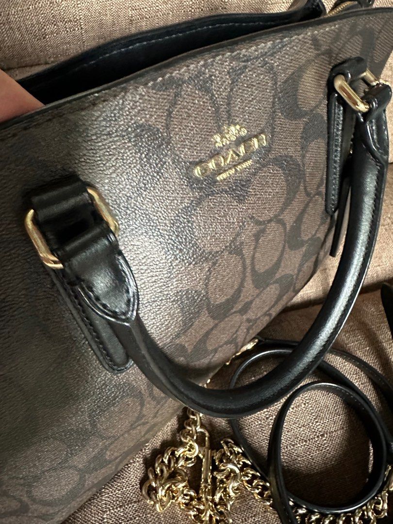 Coach Sage carry all, Luxury, Bags & Wallets on Carousell