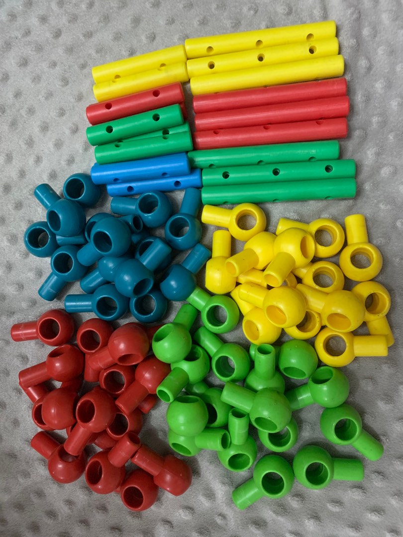 Connecting toy building blocks on Carousell