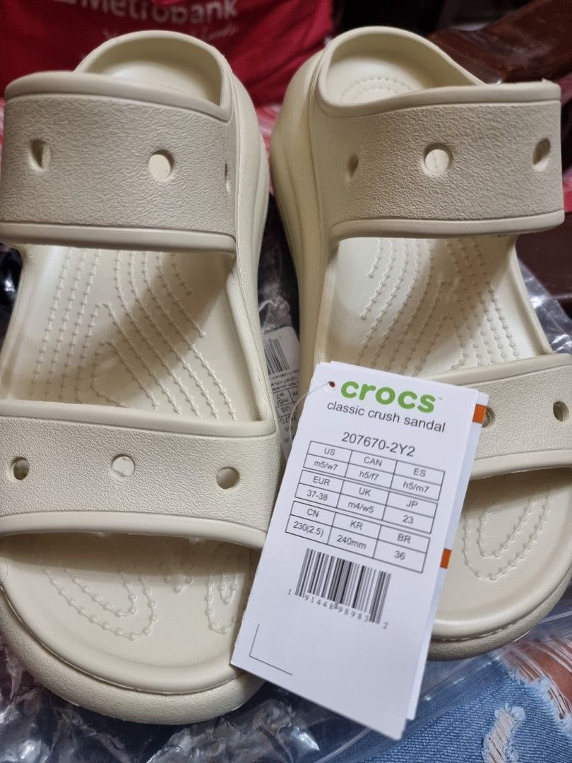 CROCS CRUSH SANDAL BONE COLOR W7 on Carousell