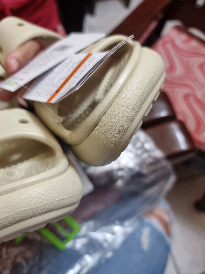 CROCS CRUSH SANDAL BONE COLOR W7 on Carousell