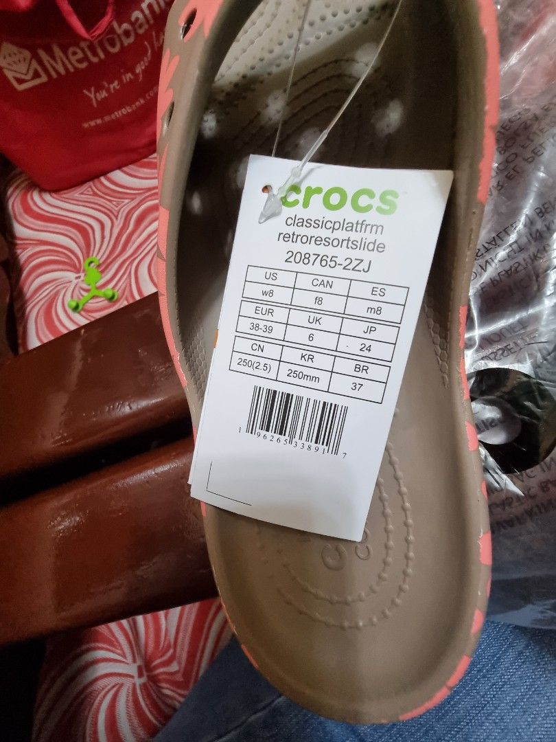 CROCS PLATFORM SLIDES W8 on Carousell