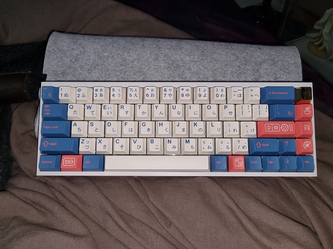Custom keyboard Tofu 65 + GMK bento (will give entire set), Computers ...