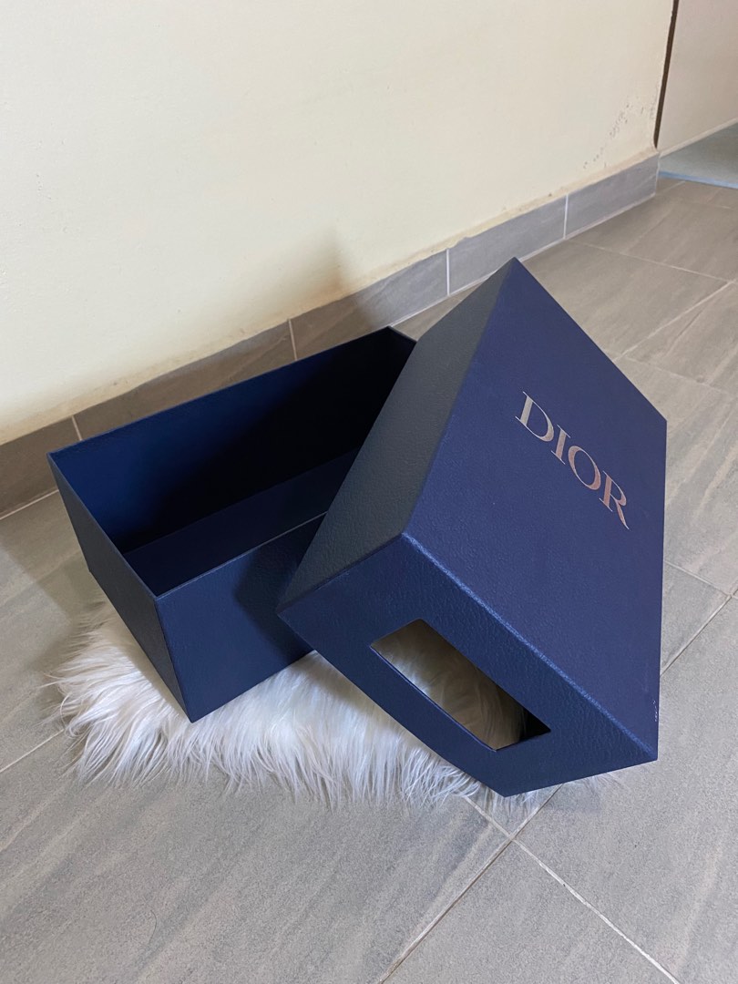 Dior Box (35cm x 21cm x 13cm), Women's Fashion, Watches & Accessories ...