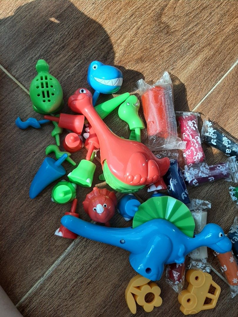 Dippy dino set elc, Toys & Collectibles, Mainan di Carousell