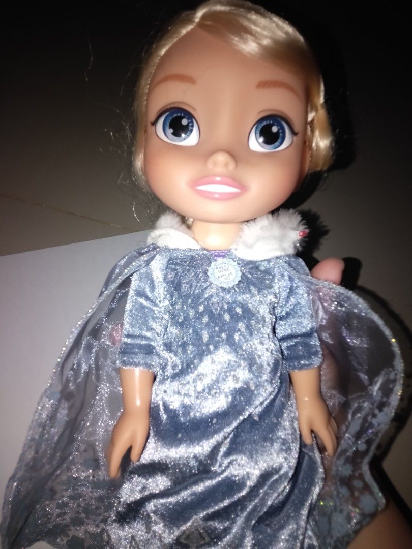 Doll Disney Elsa by Jakks Pacific, Bayi & Anak, Mainan & Baby Walker di ...