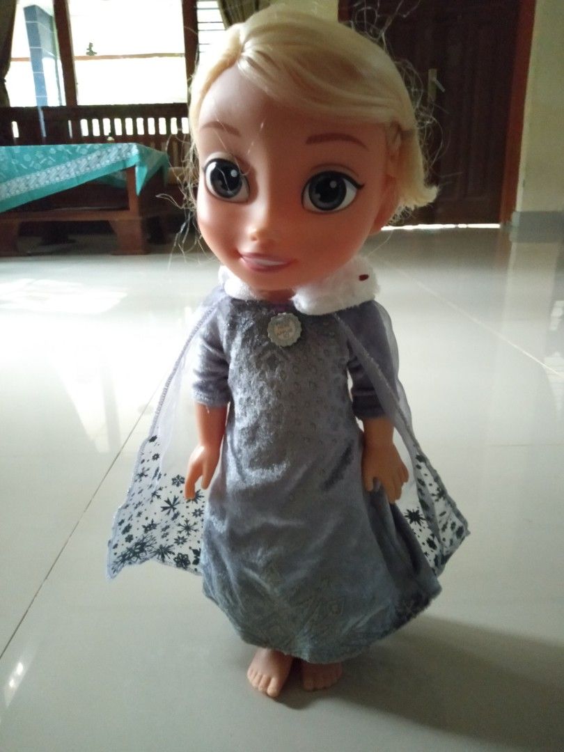 Doll Disney Elsa by Jakks Pacific, Bayi & Anak, Mainan & Baby Walker di ...