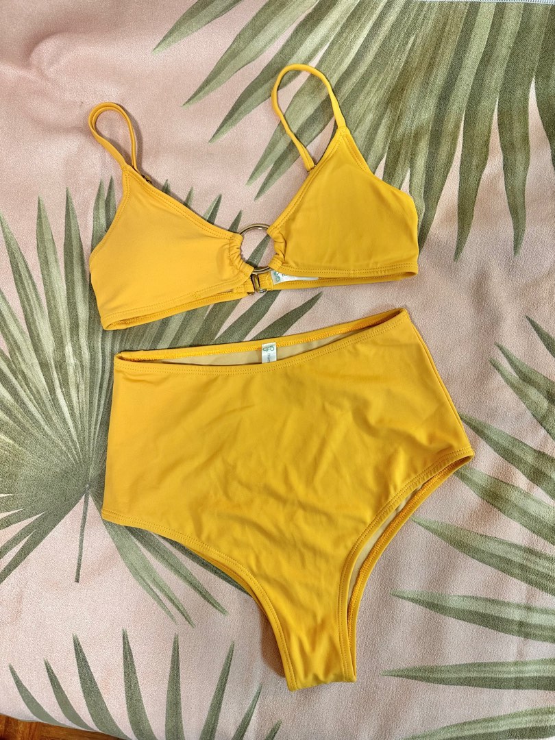 Eighth Mermaid Set in Sunburst on Carousell