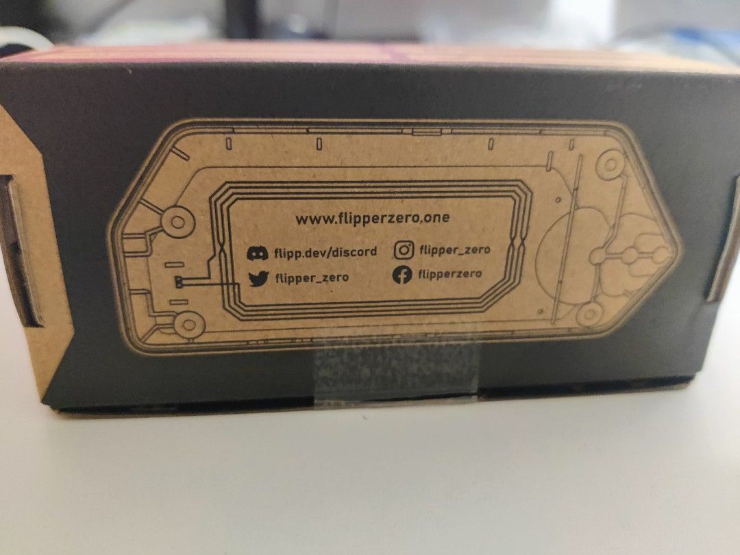 Flipper zero, Mobile Phones & Gadgets, Other Gadgets on Carousell