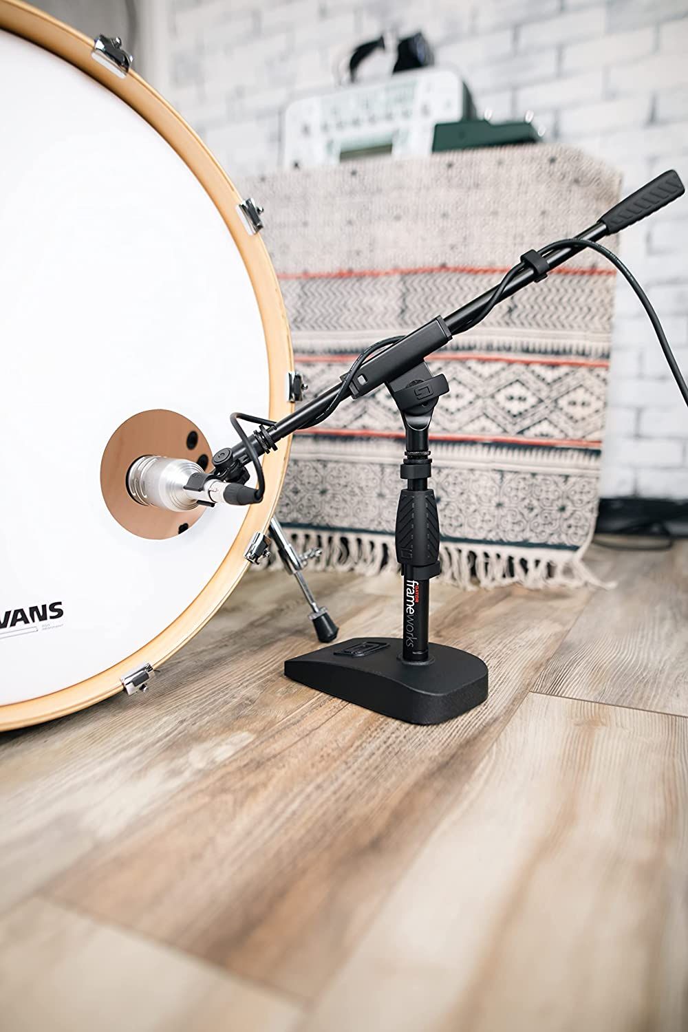 Gator Frameworks Short Weighted Base Microphone Stand with Soft Grip ...