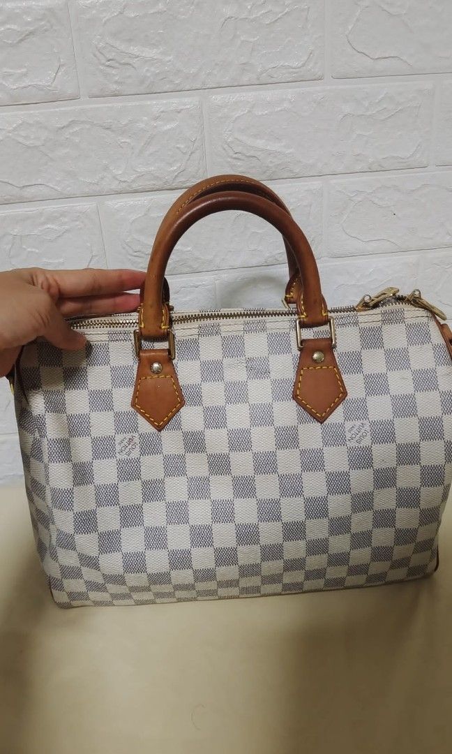 hanbag, Women's Fashion, Bags & Wallets, Purses & Pouches on Carousell