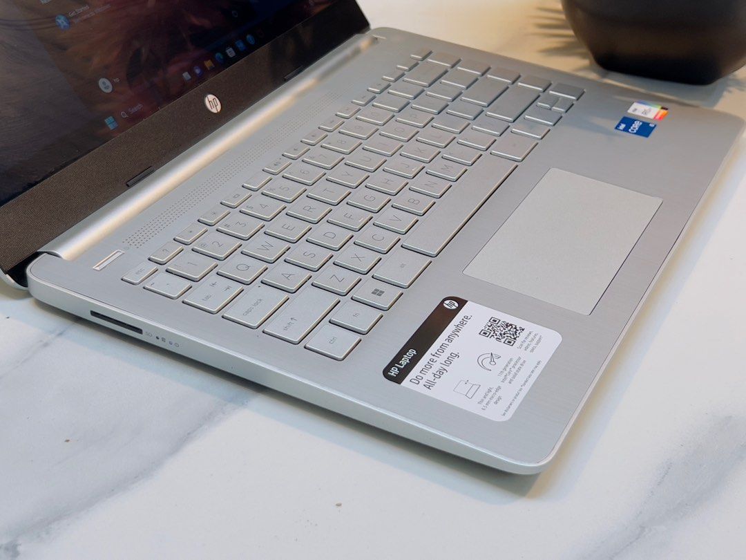 HP Laptop 14-dq2078wm i5-11th Gen 16GB RAM 256GB SSD 720P 14.1 inch ...