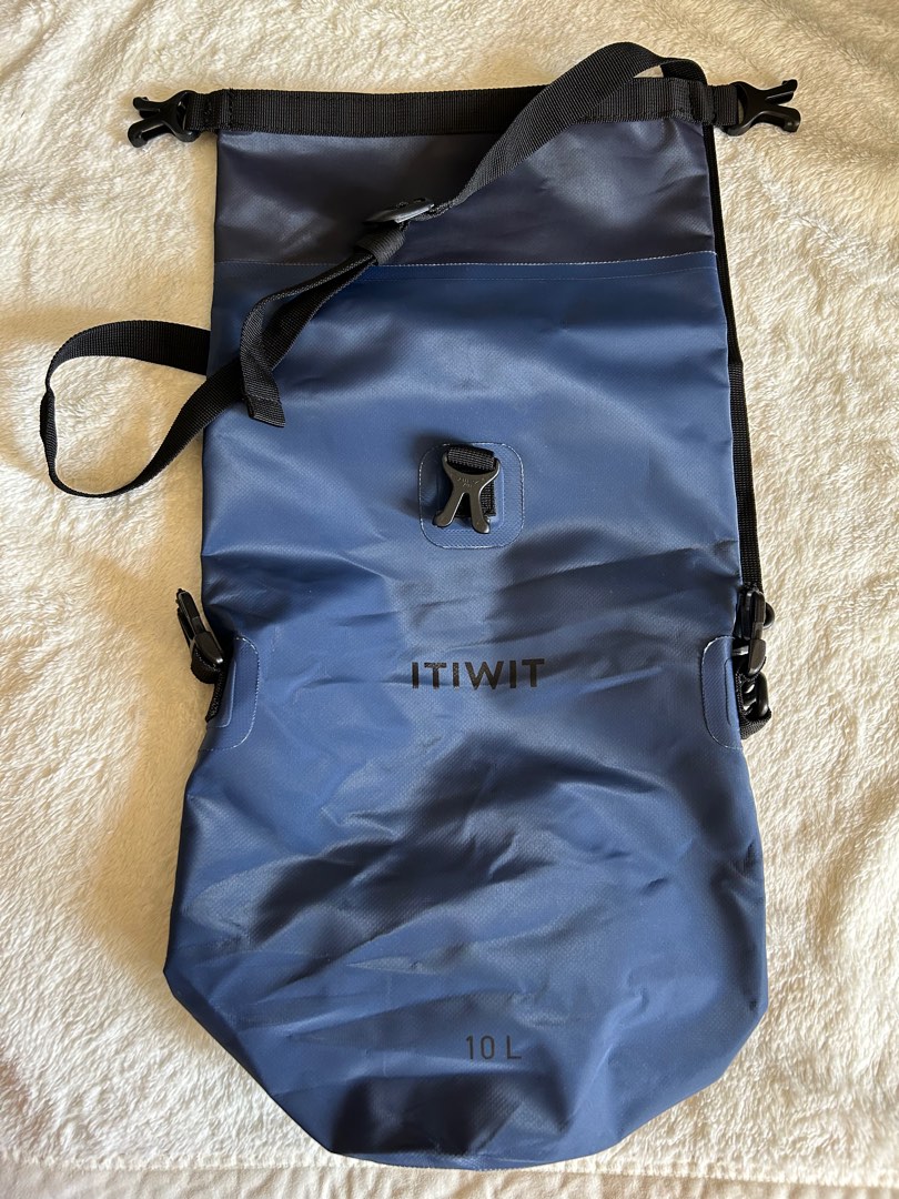 ITIWIT DRY BAG 10L on Carousell