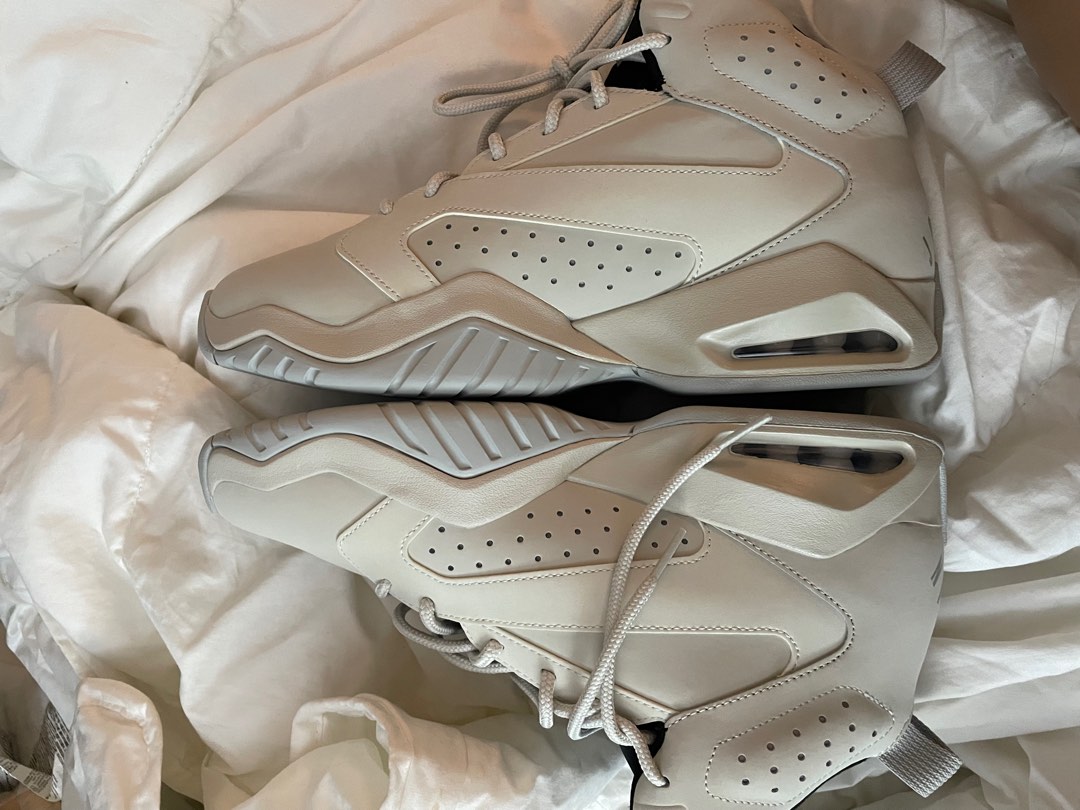 Jordan Lift Off on Carousell